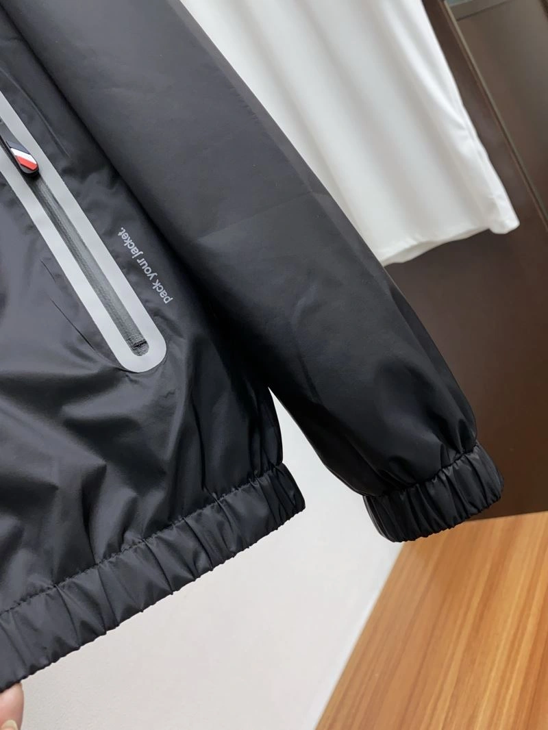 Bargain Moncler Outwear