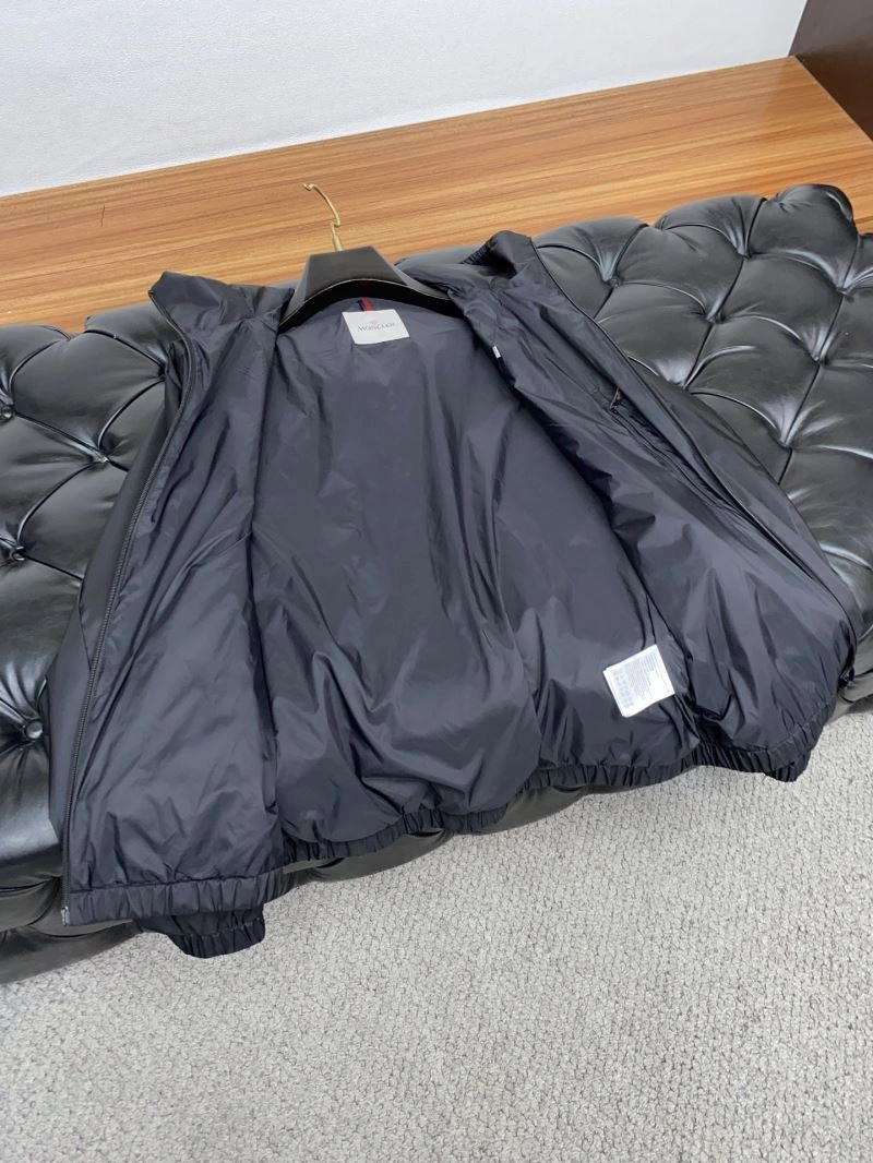 Bargain Moncler Outwear