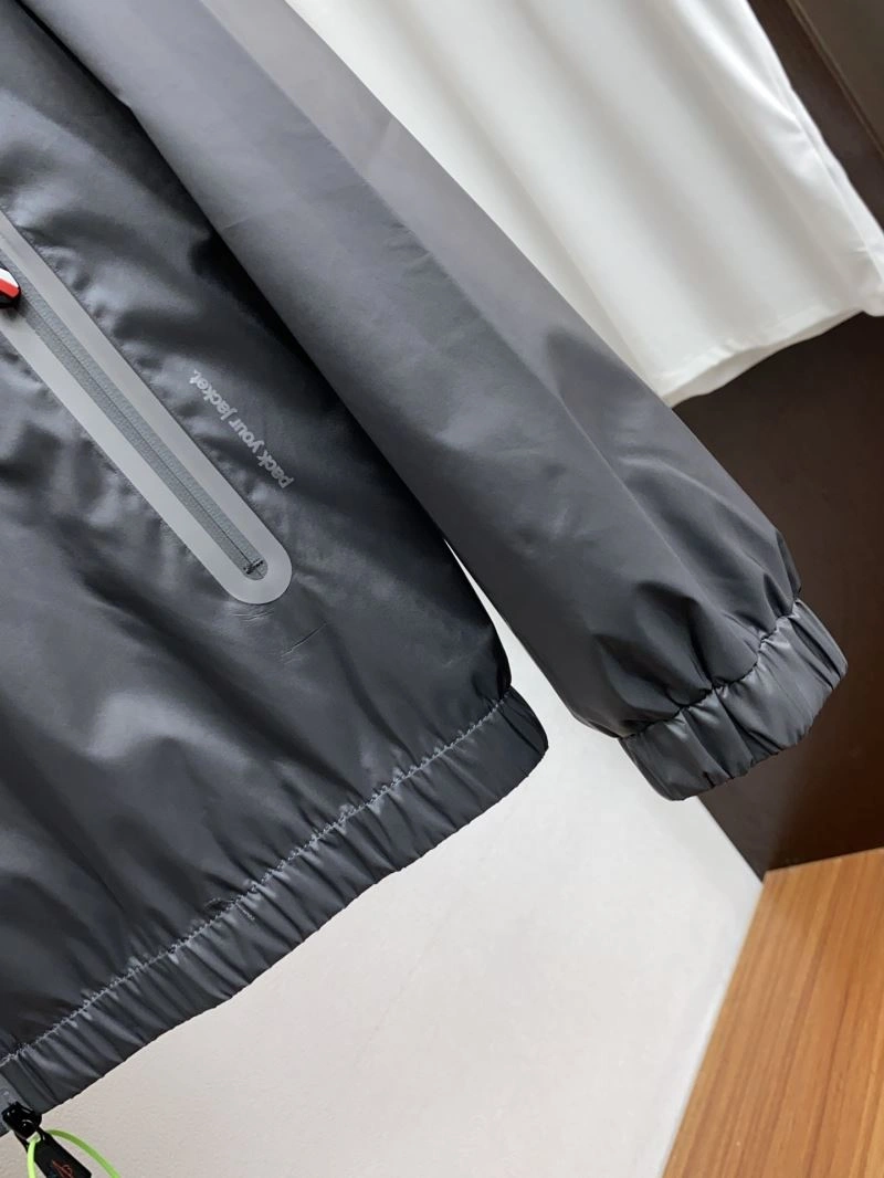 Legit Moncler Outwear