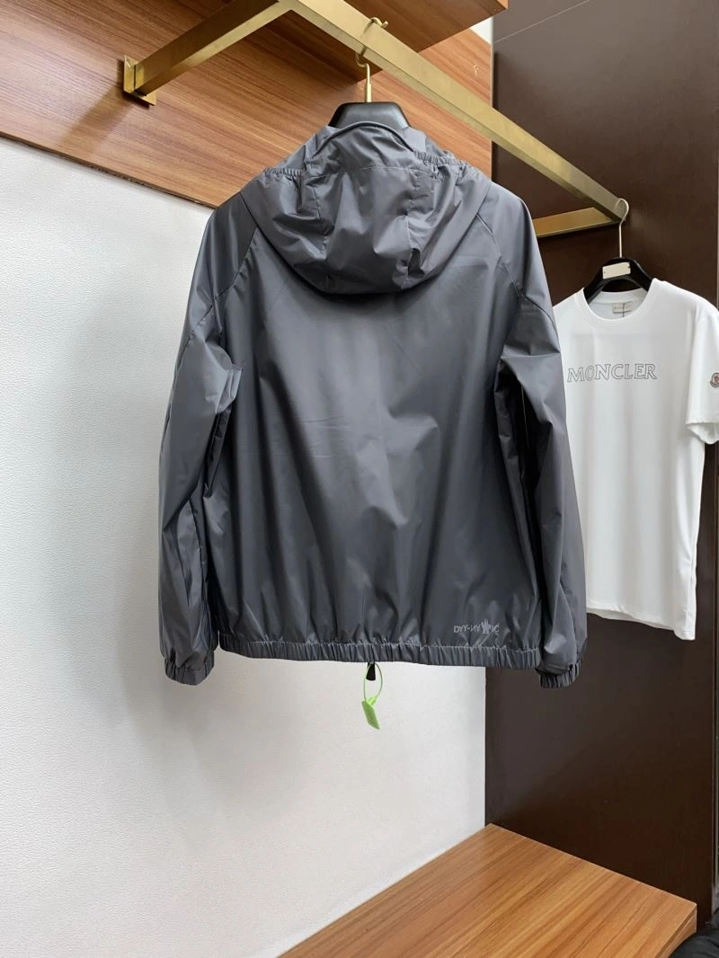 Legit Moncler Outwear