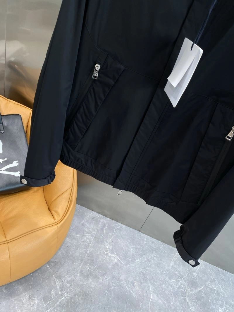 High fidelity Moncler Outwear