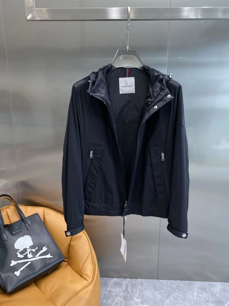 High fidelity Moncler Outwear
