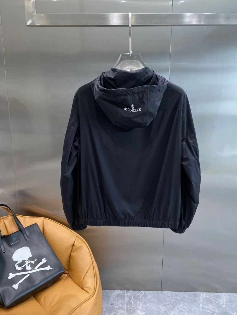 High fidelity Moncler Outwear