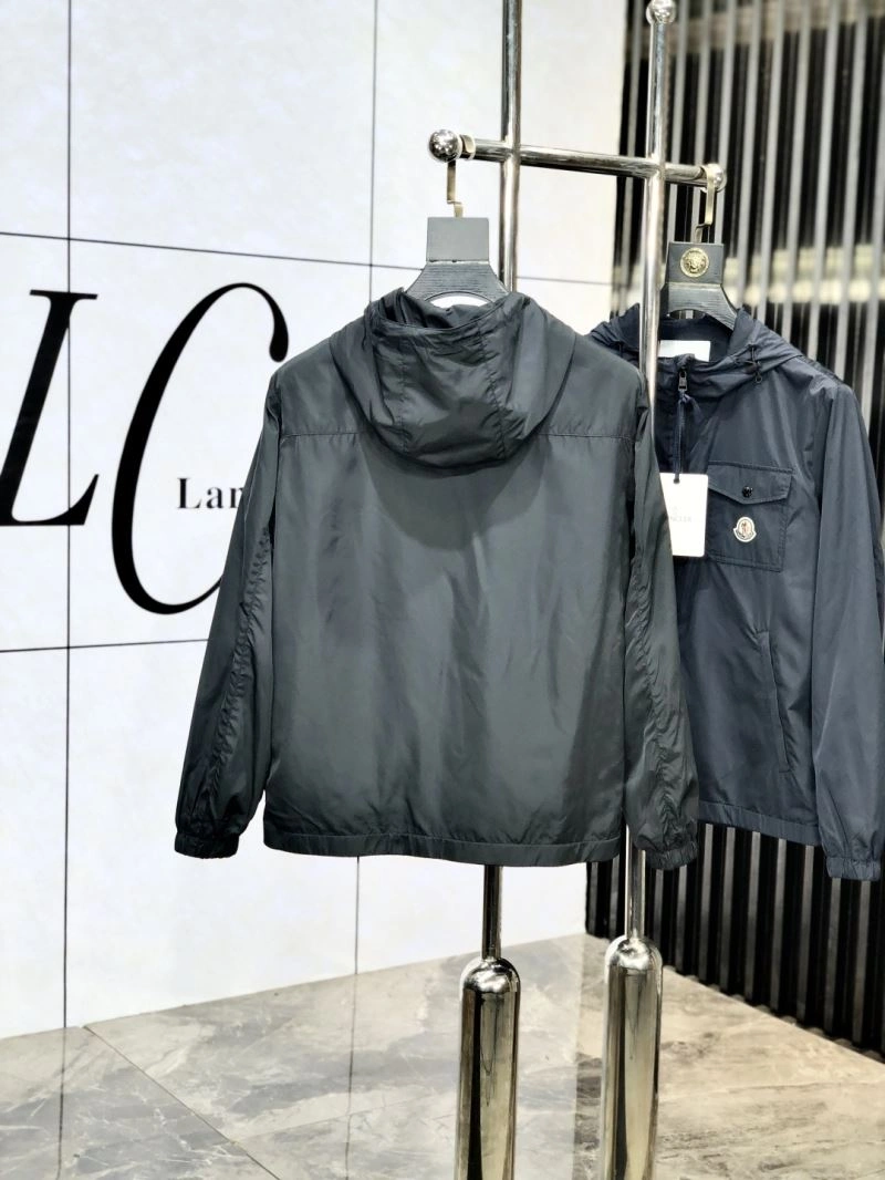 Precise copy Moncler Outwear