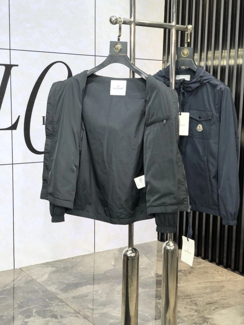Precise copy Moncler Outwear