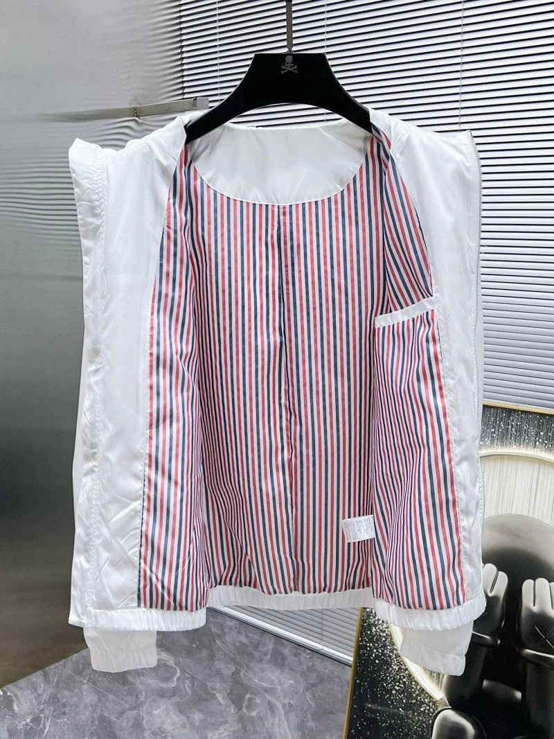 Official Moncler Outwear