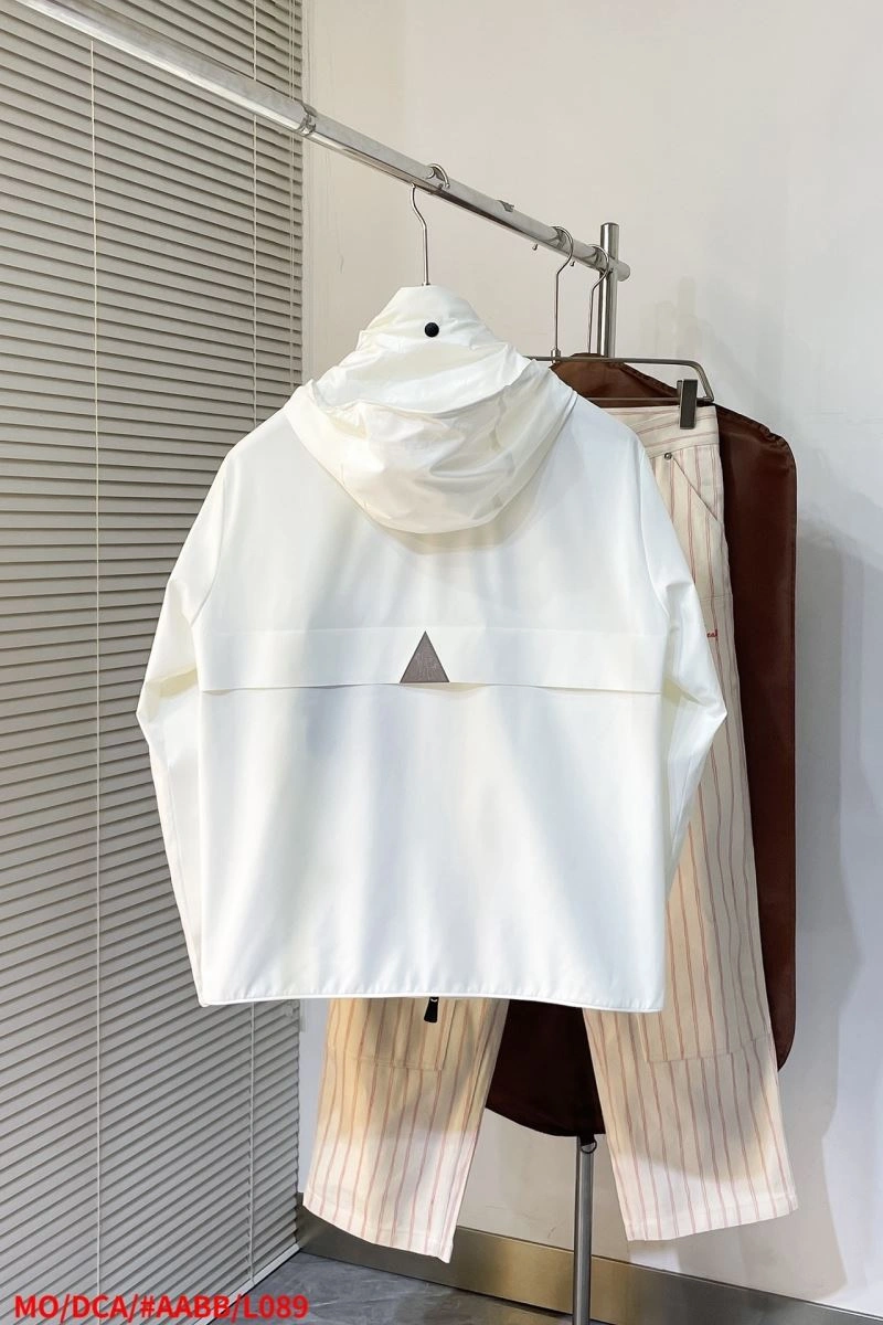 Bargain Moncler Outwear