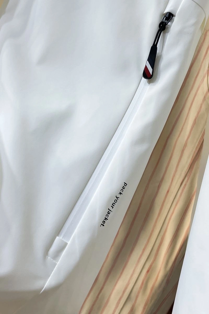 Bargain Moncler Outwear