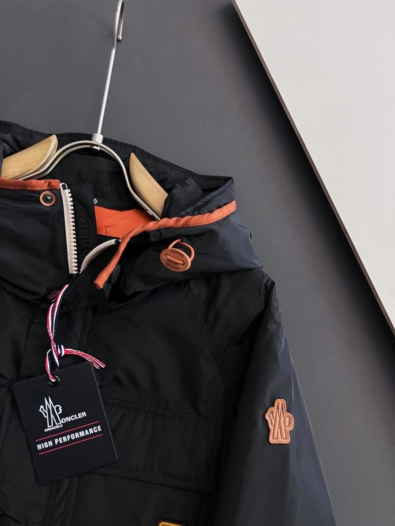 Bargain Moncler Outwear