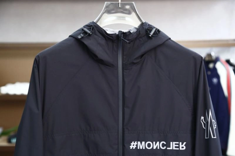 Precise copy Moncler Outwear