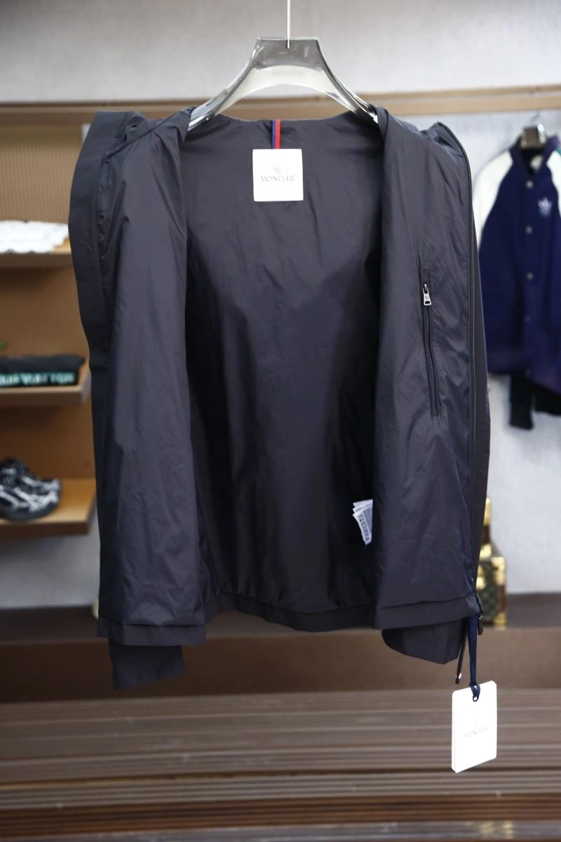 Perfect replica Moncler Outwear