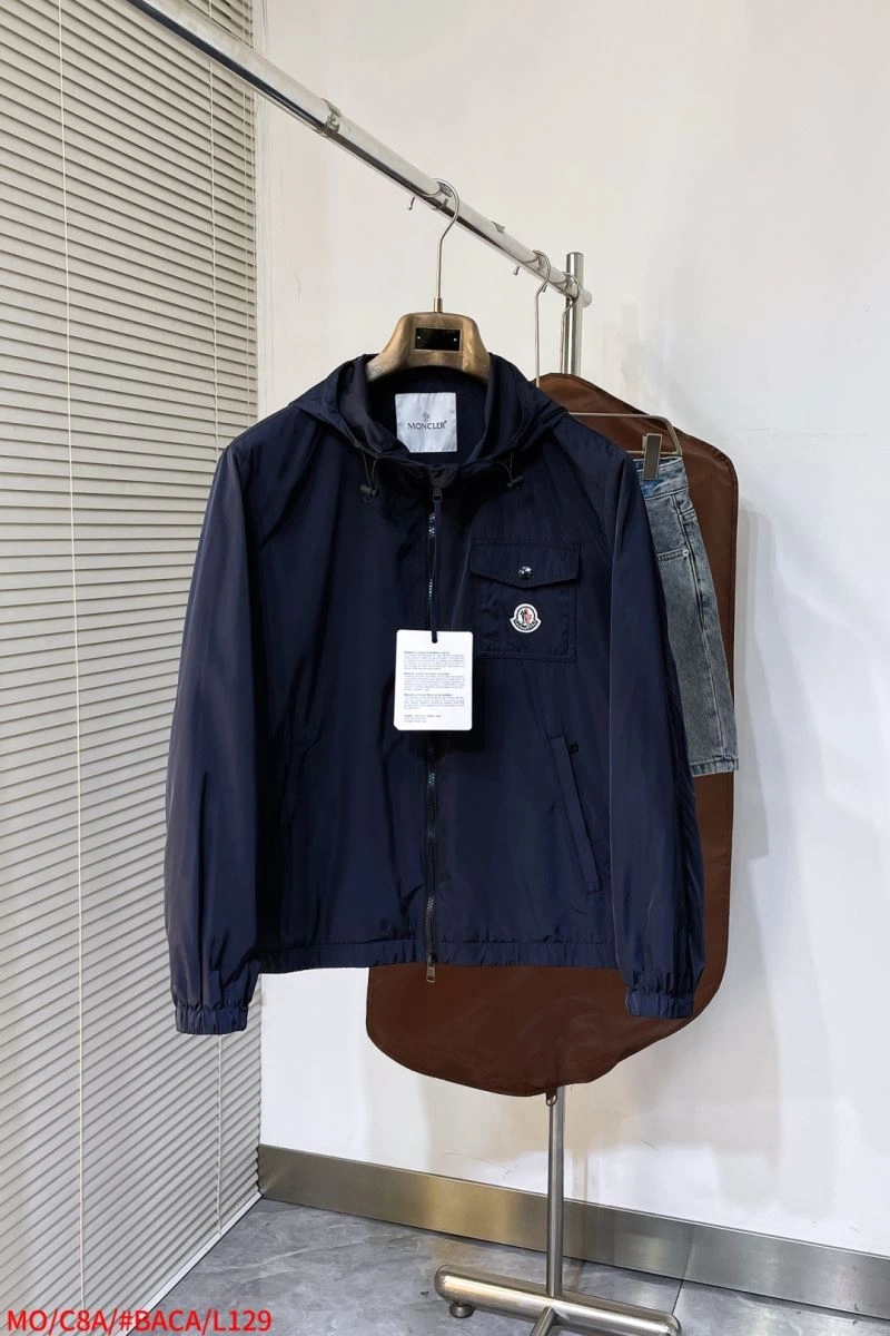 Bargain Moncler Outwear