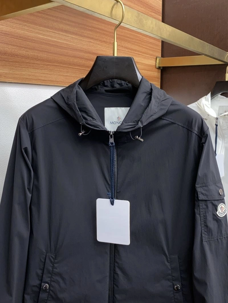 Official Moncler Outwear