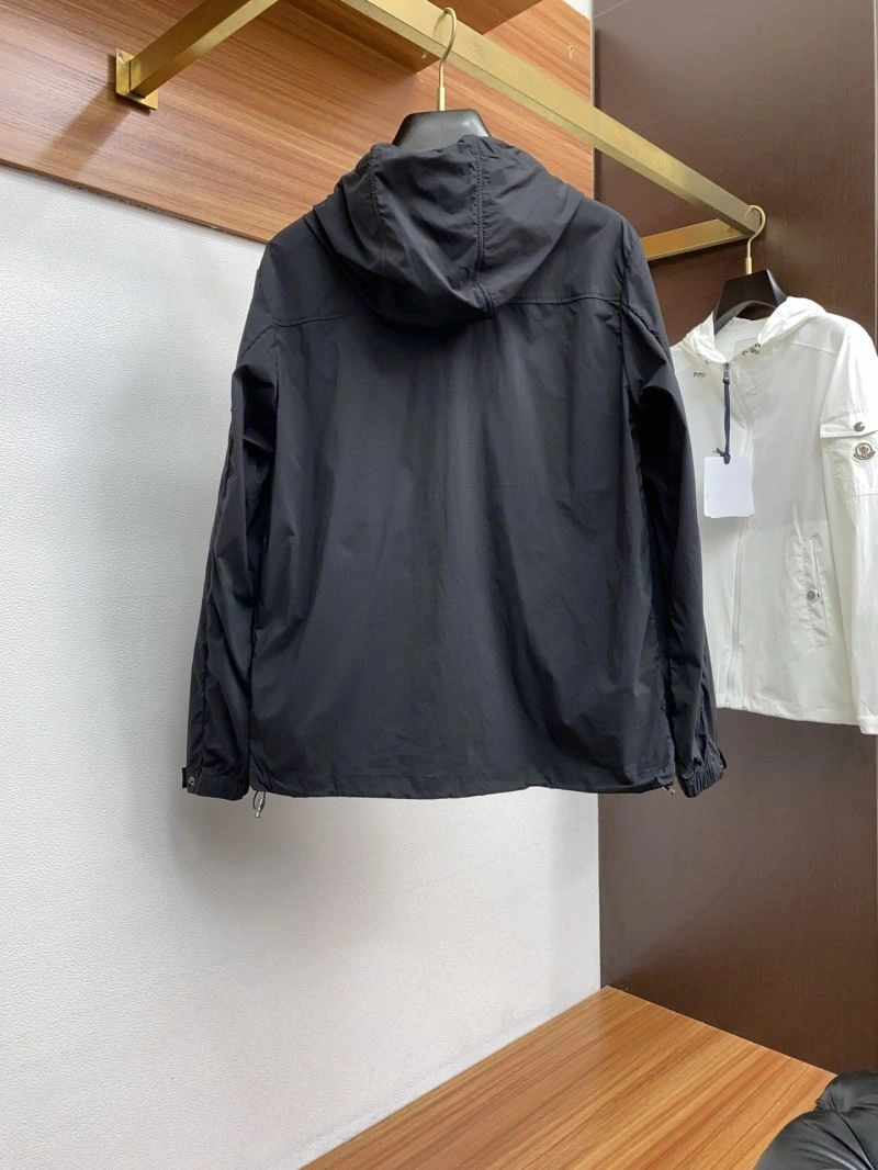 Official Moncler Outwear
