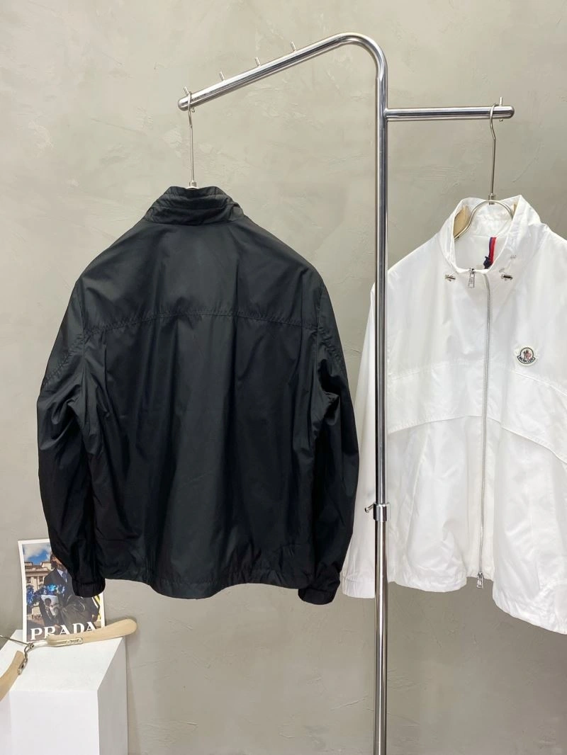 Bargain Moncler Outwear