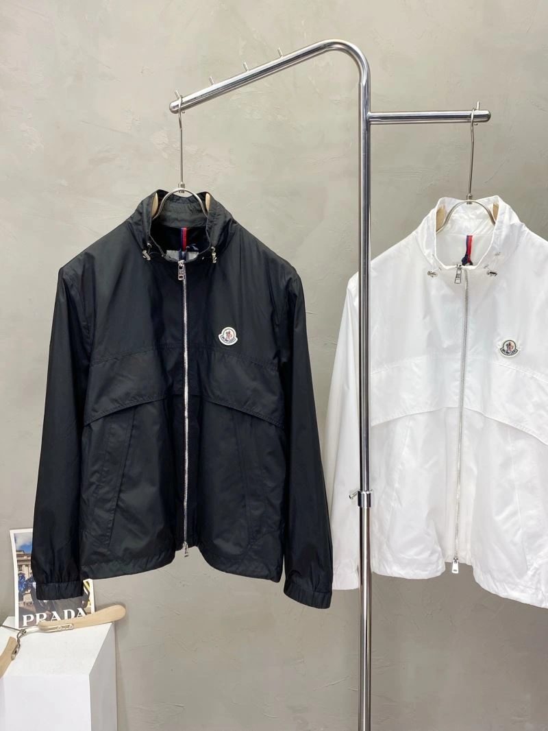 Bargain Moncler Outwear