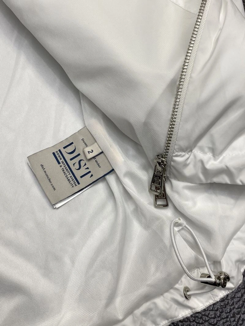 Bargain Moncler Outwear