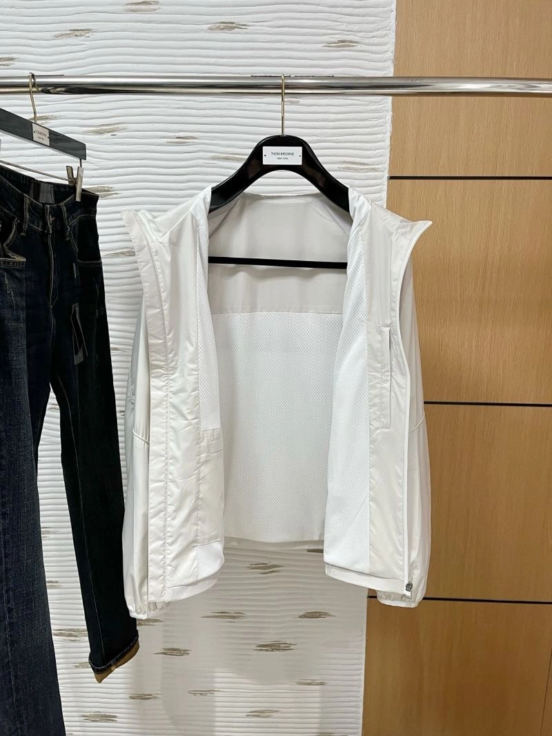 Official Moncler Outwear