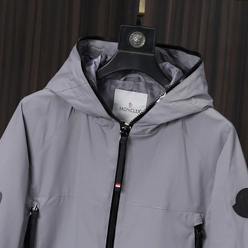 Accurate model Moncler Outwear