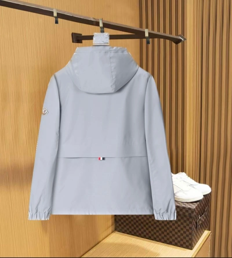 Bargain Moncler Outwear