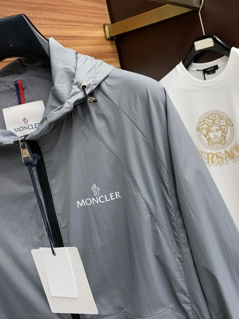 High fidelity Moncler Outwear