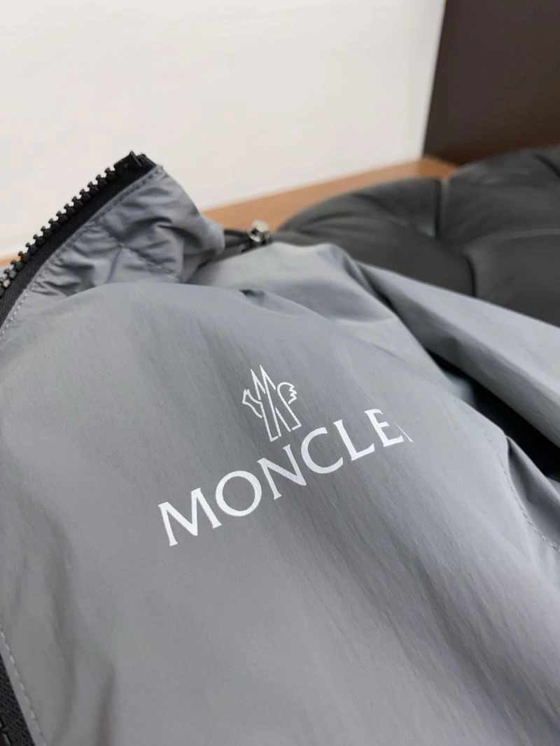 High fidelity Moncler Outwear