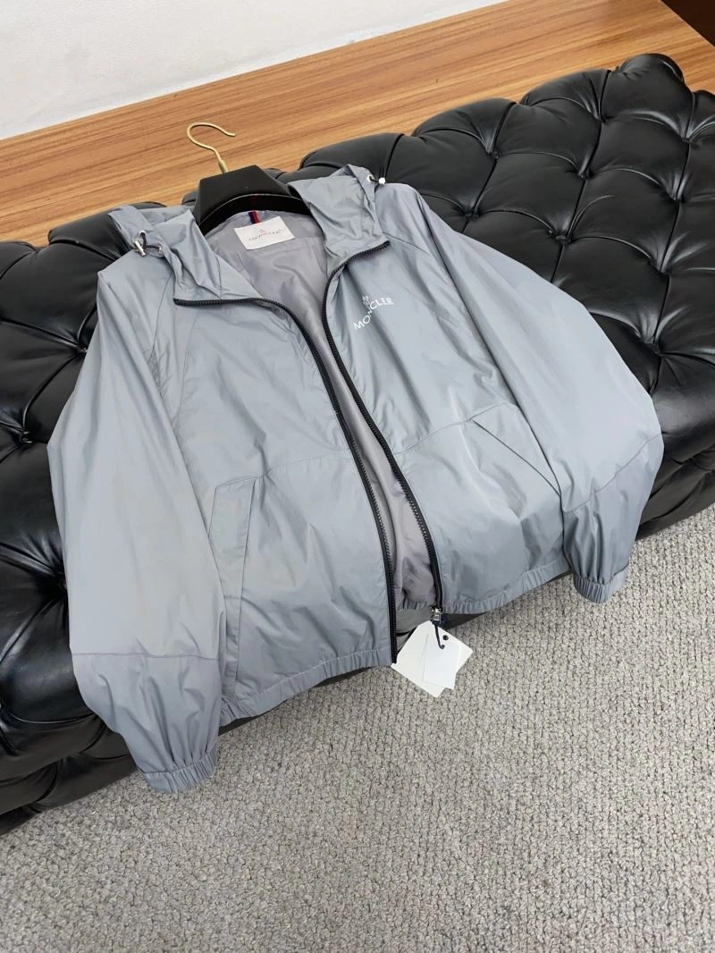 High fidelity Moncler Outwear