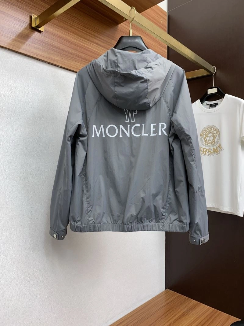 High fidelity Moncler Outwear