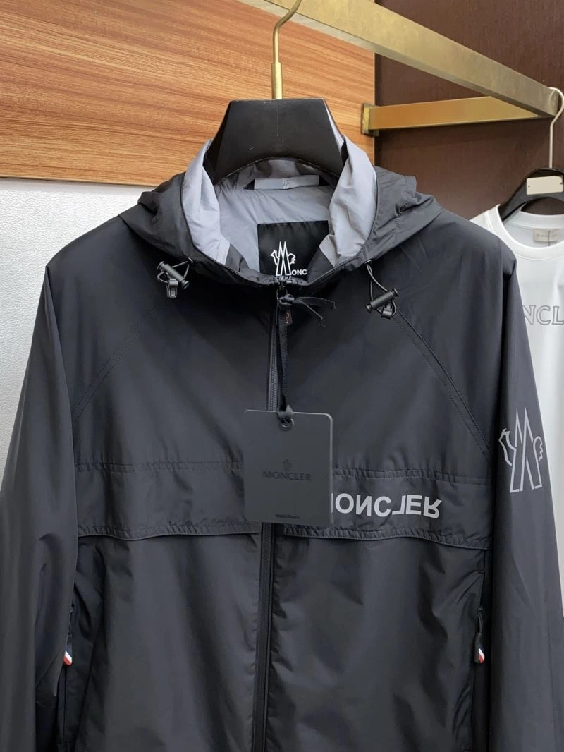 Brand-original Moncler Outwear