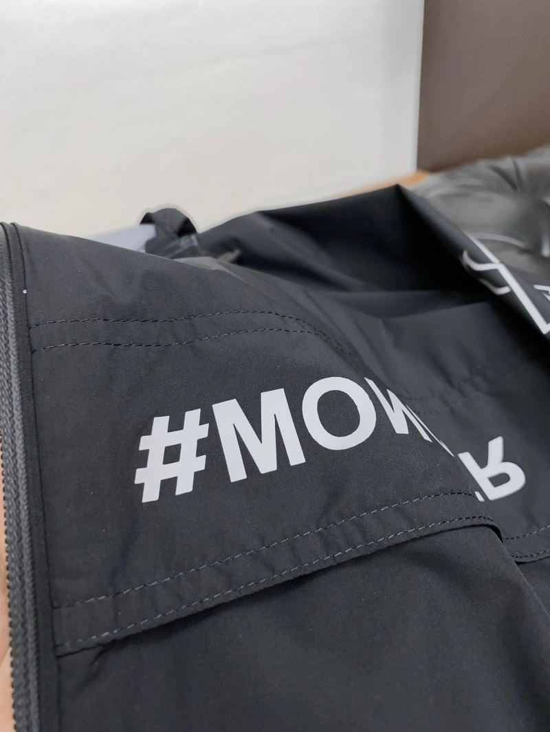 Brand-original Moncler Outwear