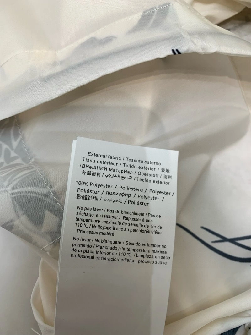 Precise copy Moncler Outwear