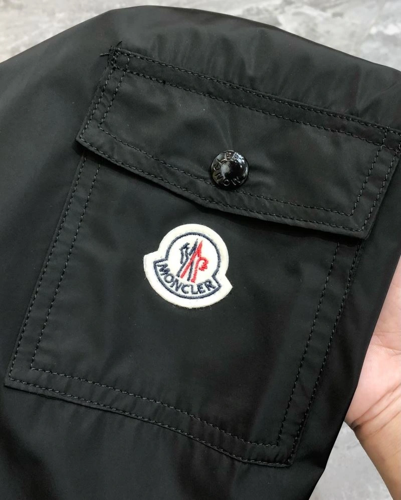 Bargain Moncler Outwear