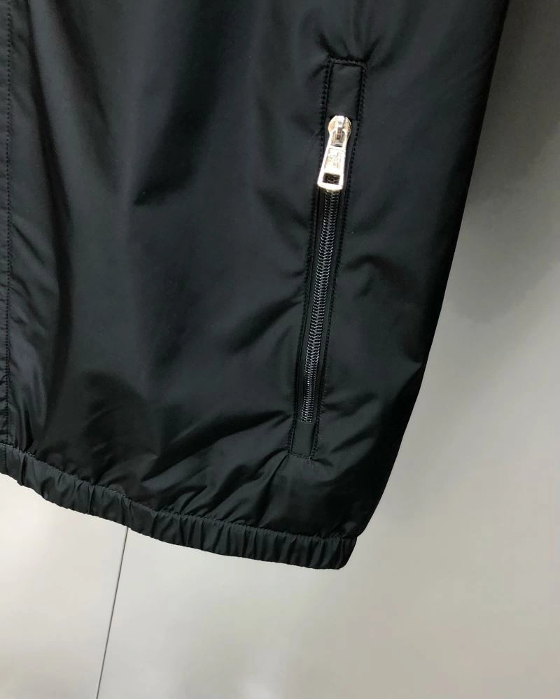 Bargain Moncler Outwear
