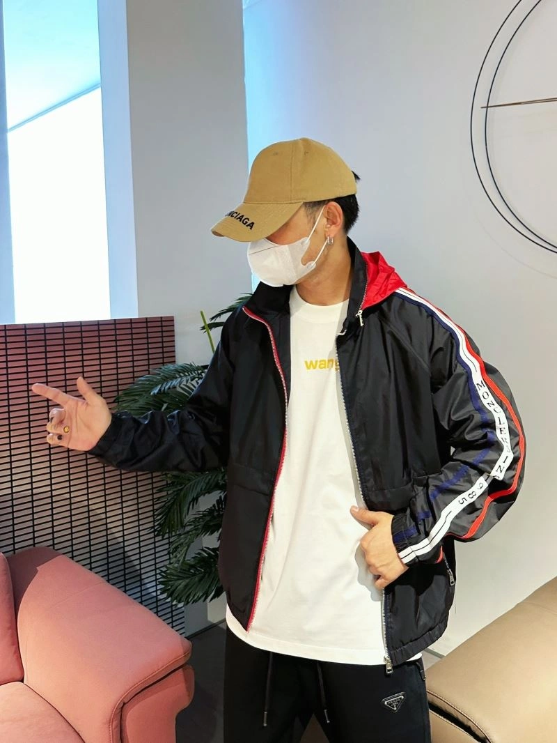 High fidelity Moncler Outwear