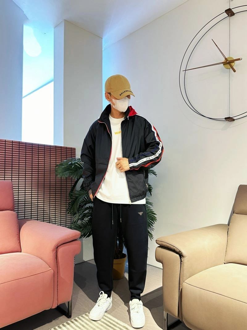 High fidelity Moncler Outwear