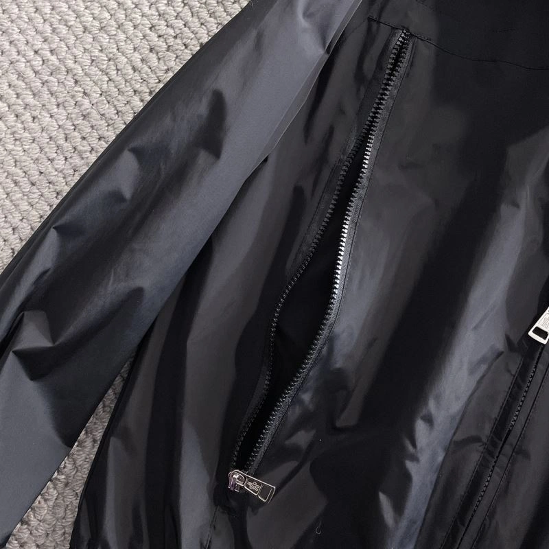 OEM Moncler Outwear