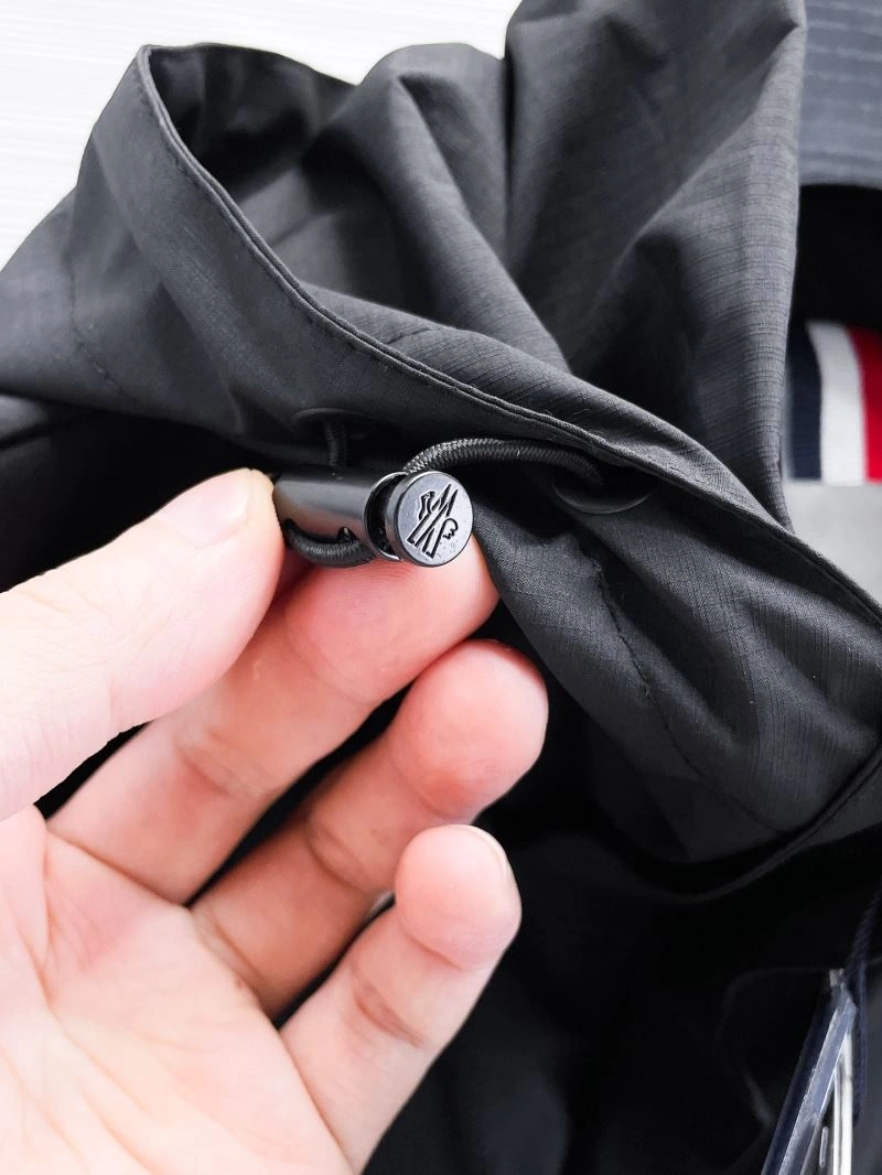 Brand-original Moncler Outwear
