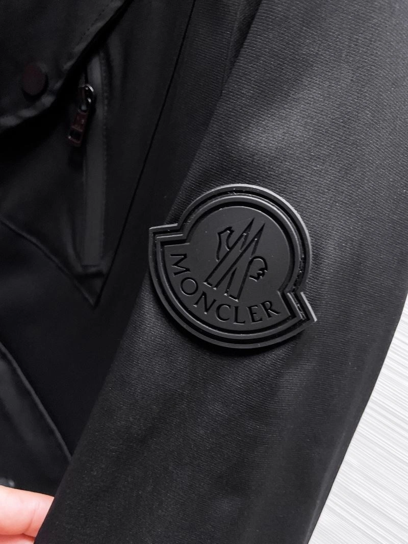 Bargain Moncler Outwear