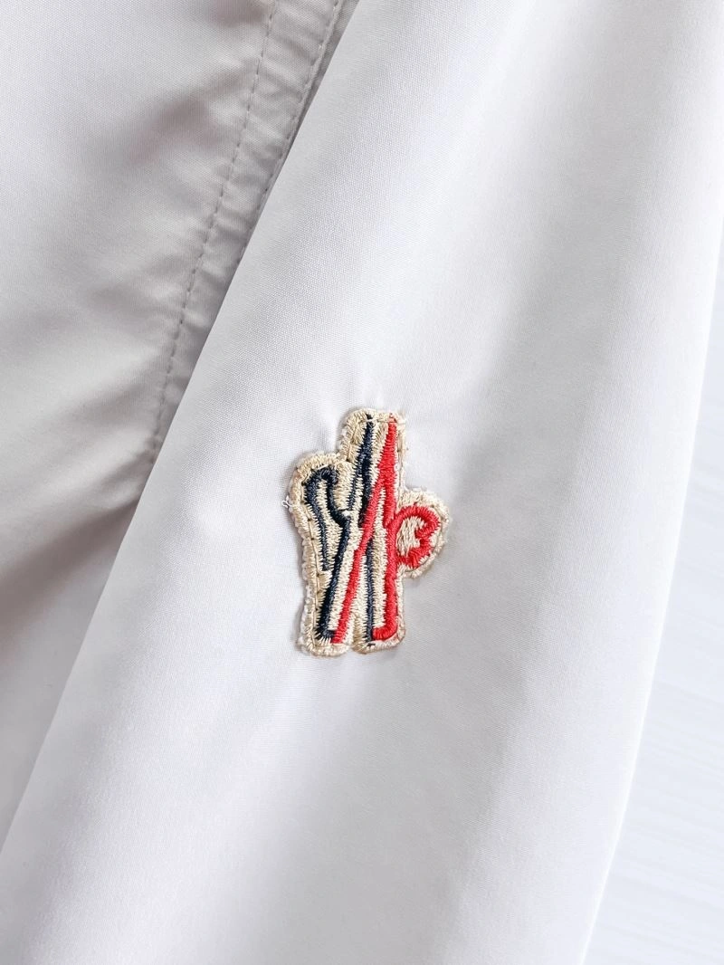 Inexpensive Moncler Outwear