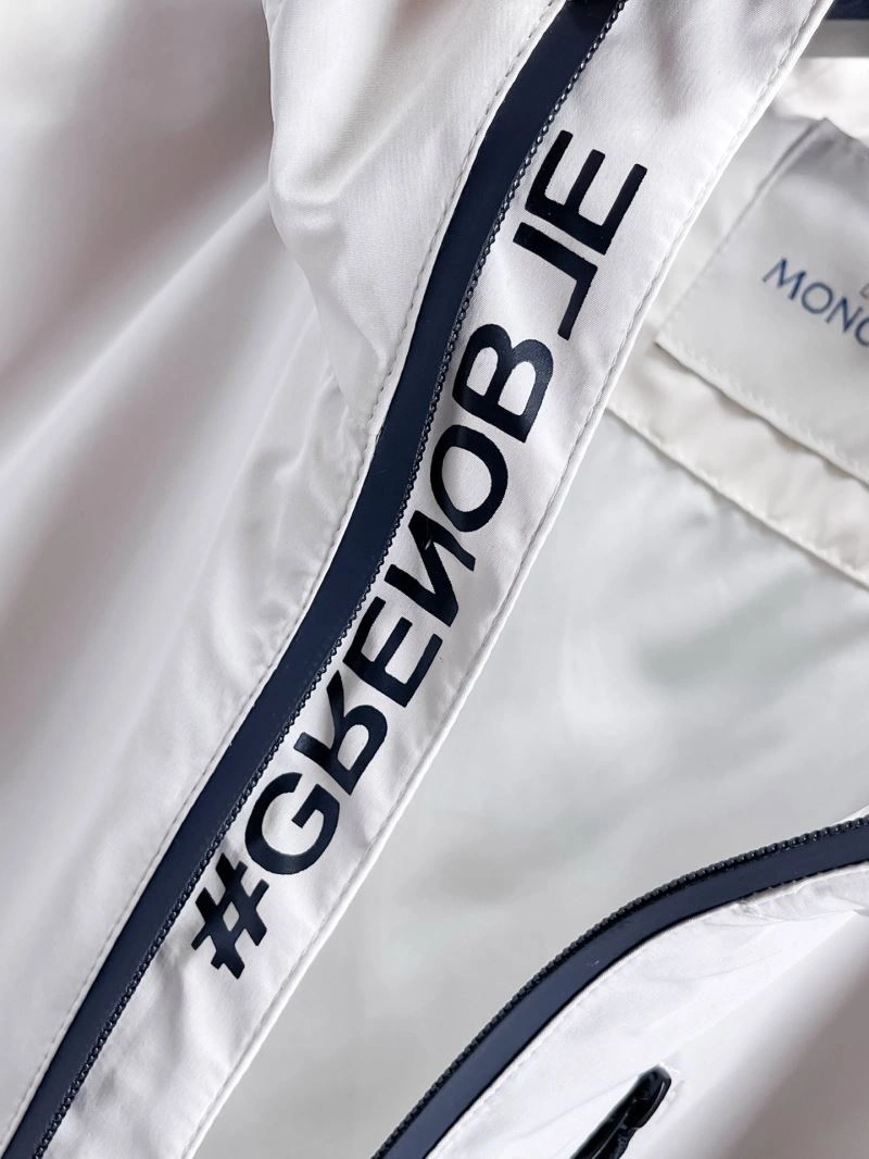 Inexpensive Moncler Outwear