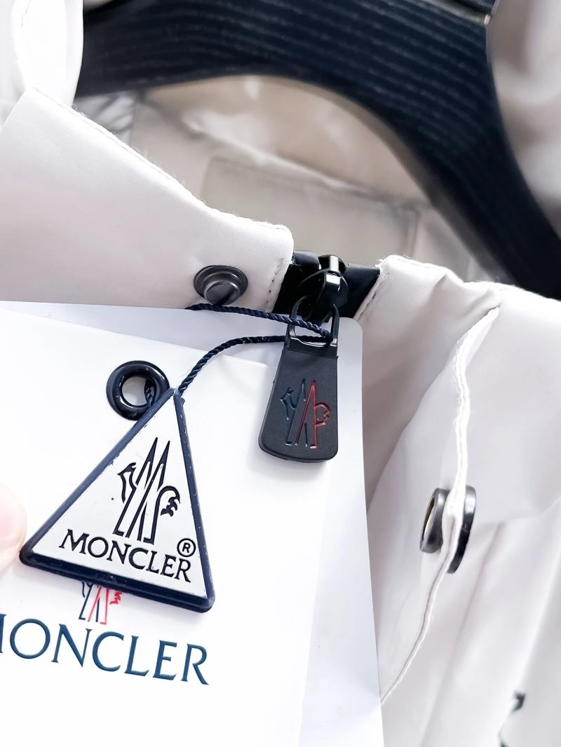 Discounted Moncler Outwear