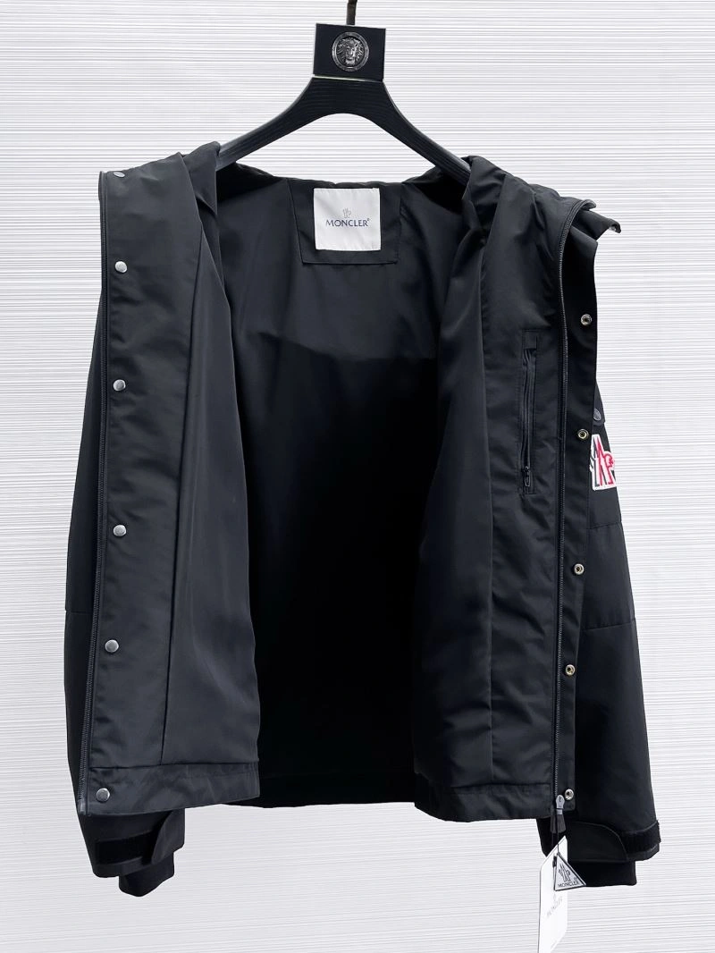 High fidelity Moncler Outwear