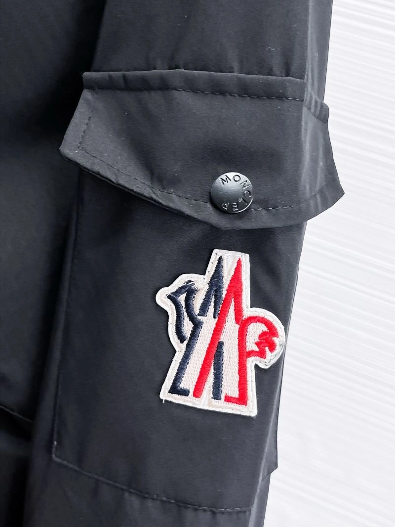 High fidelity Moncler Outwear
