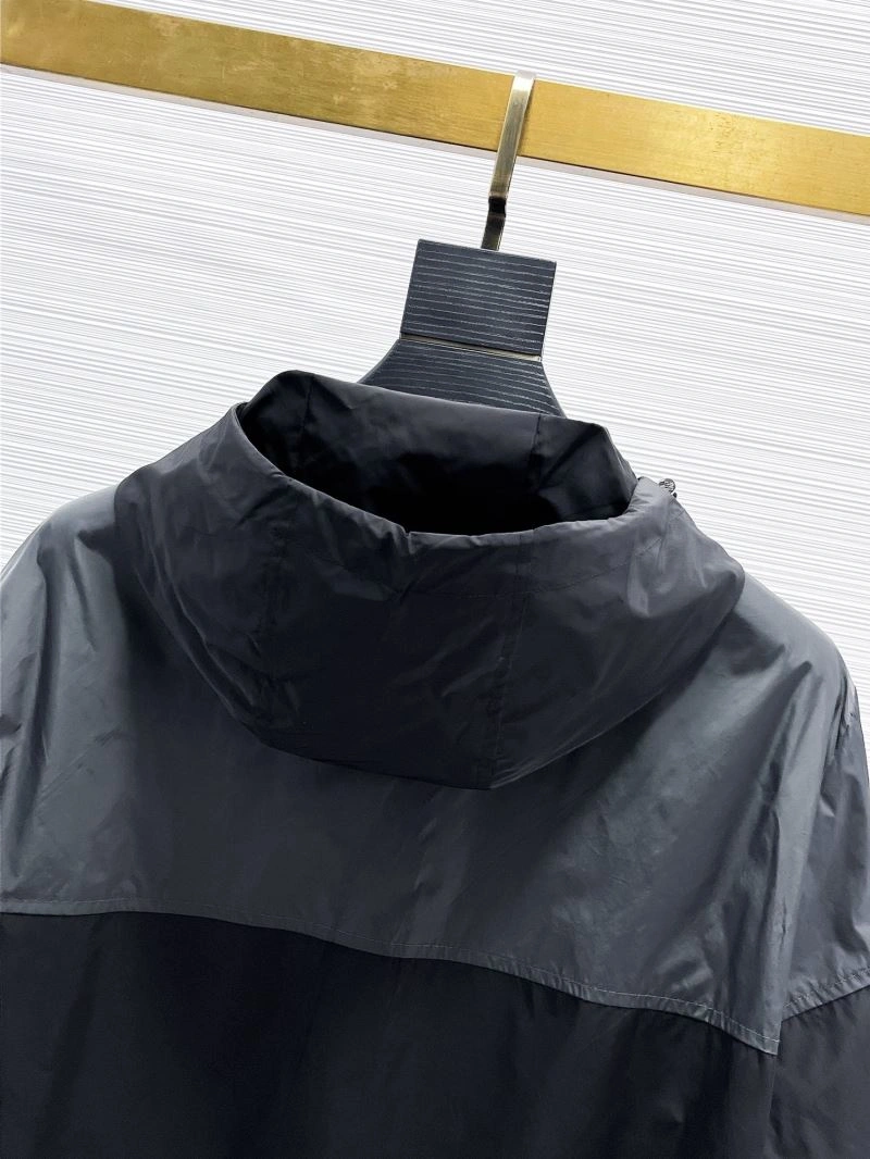 Top match Moncler Outwear