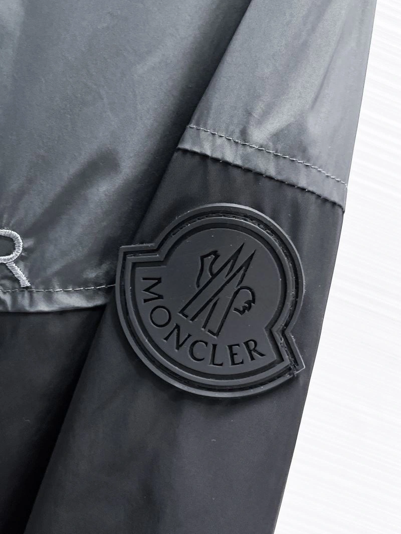 Top match Moncler Outwear