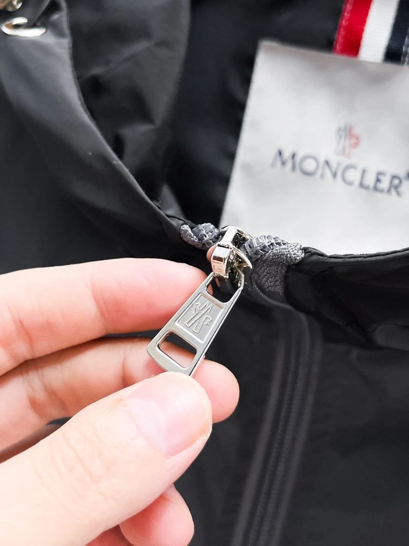Top match Moncler Outwear