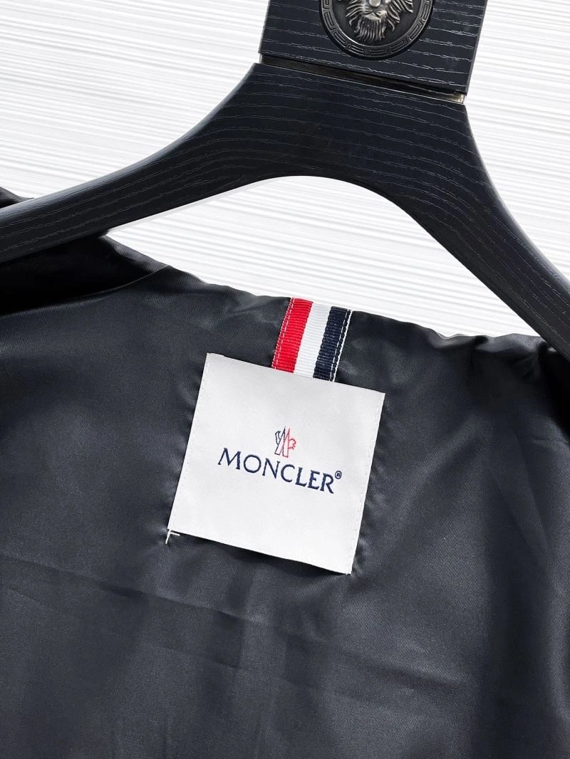 Top match Moncler Outwear