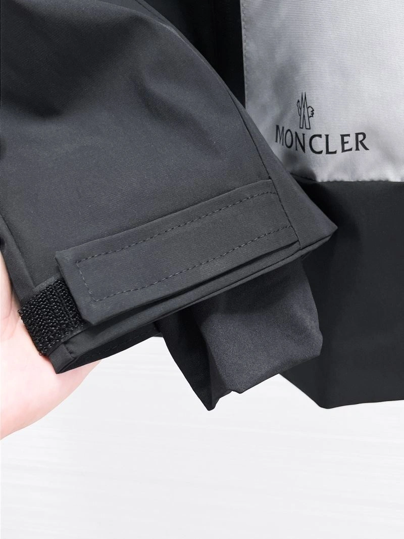 Top match Moncler Outwear