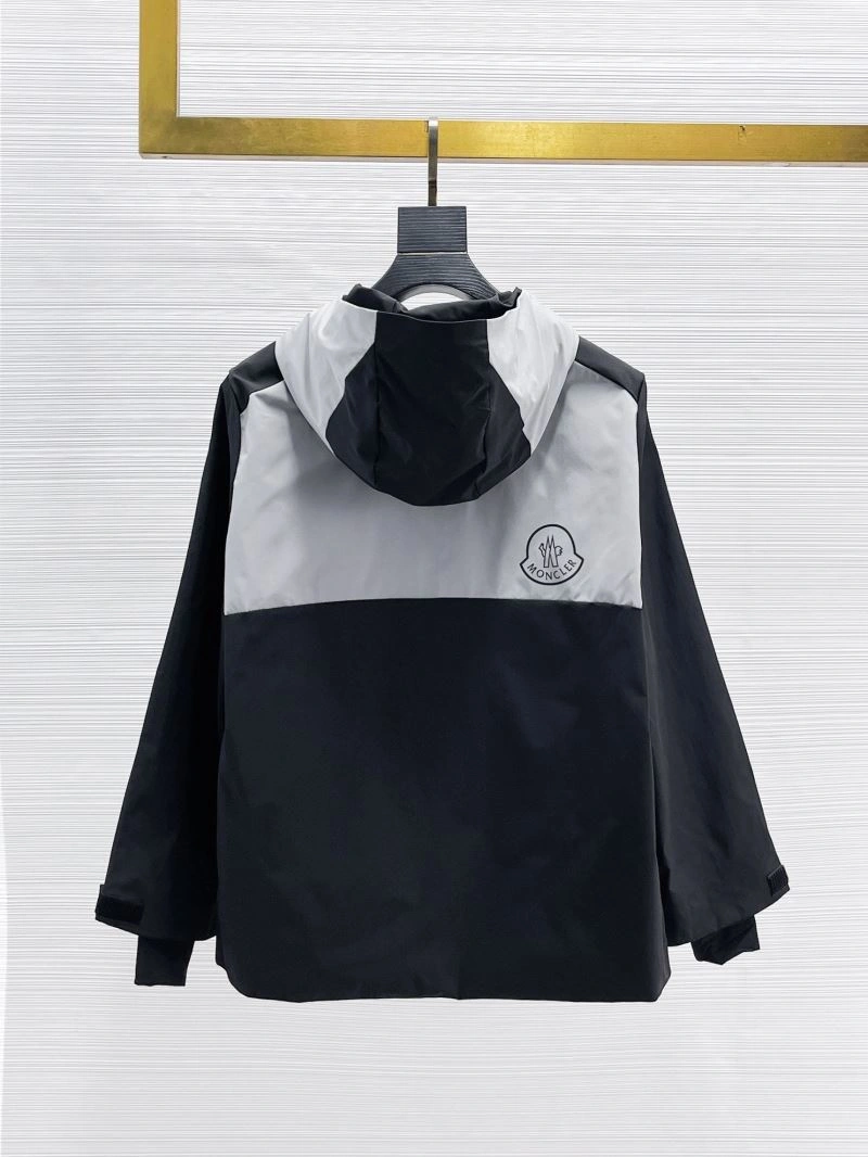 Top match Moncler Outwear