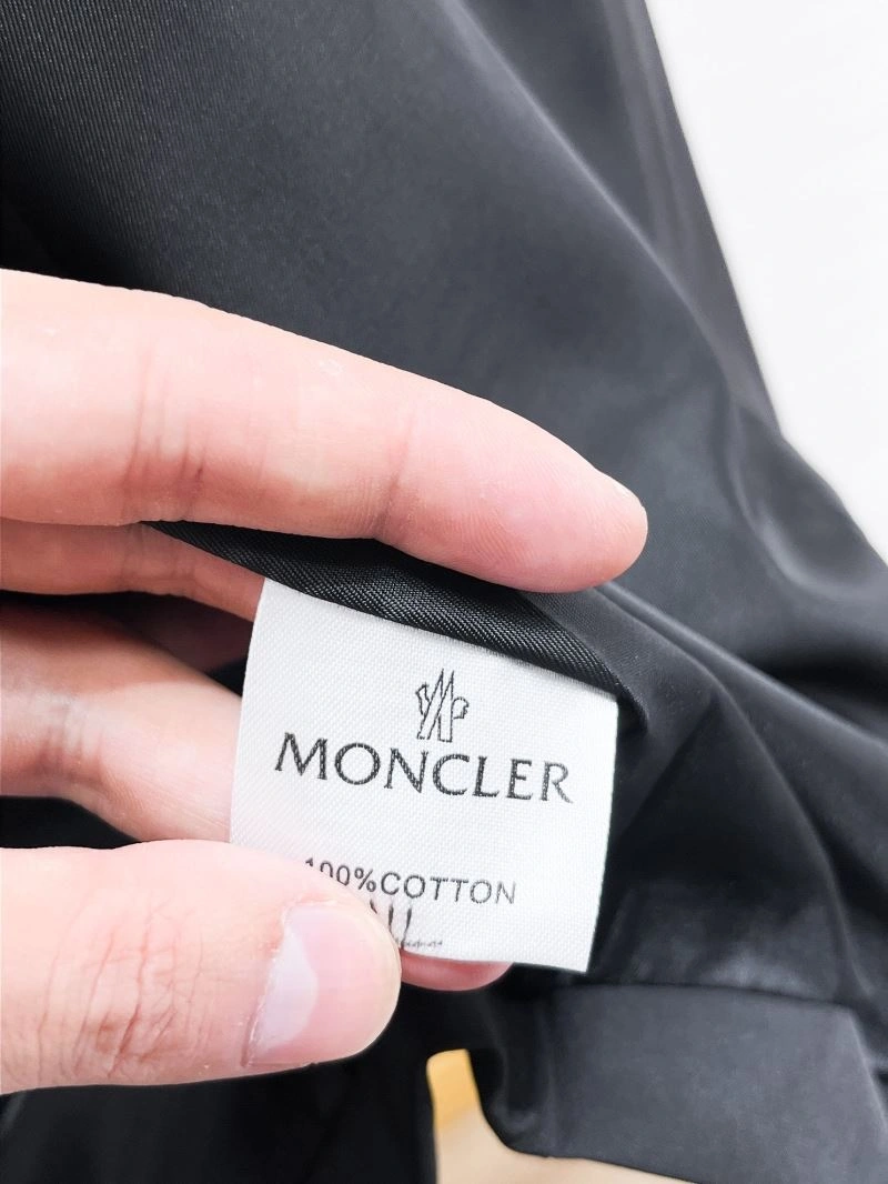 Top match Moncler Outwear